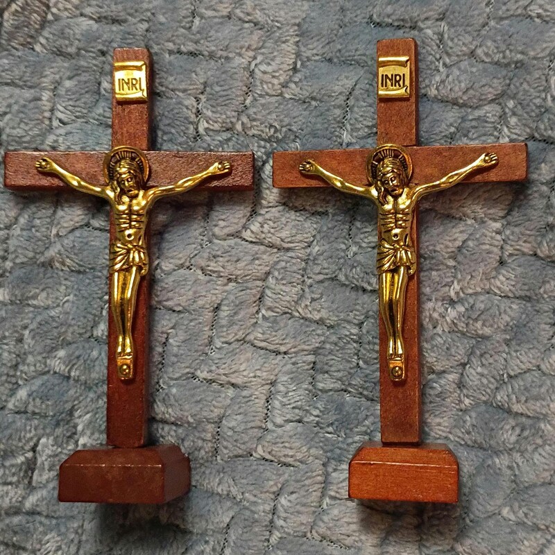Crucifix for Protestants - Etsy