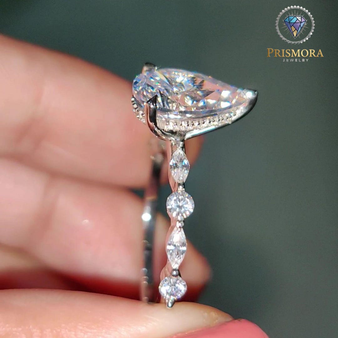 2 Carat Pear Cut Moissanite Engagement Ring for Women, 14K White Gold ...