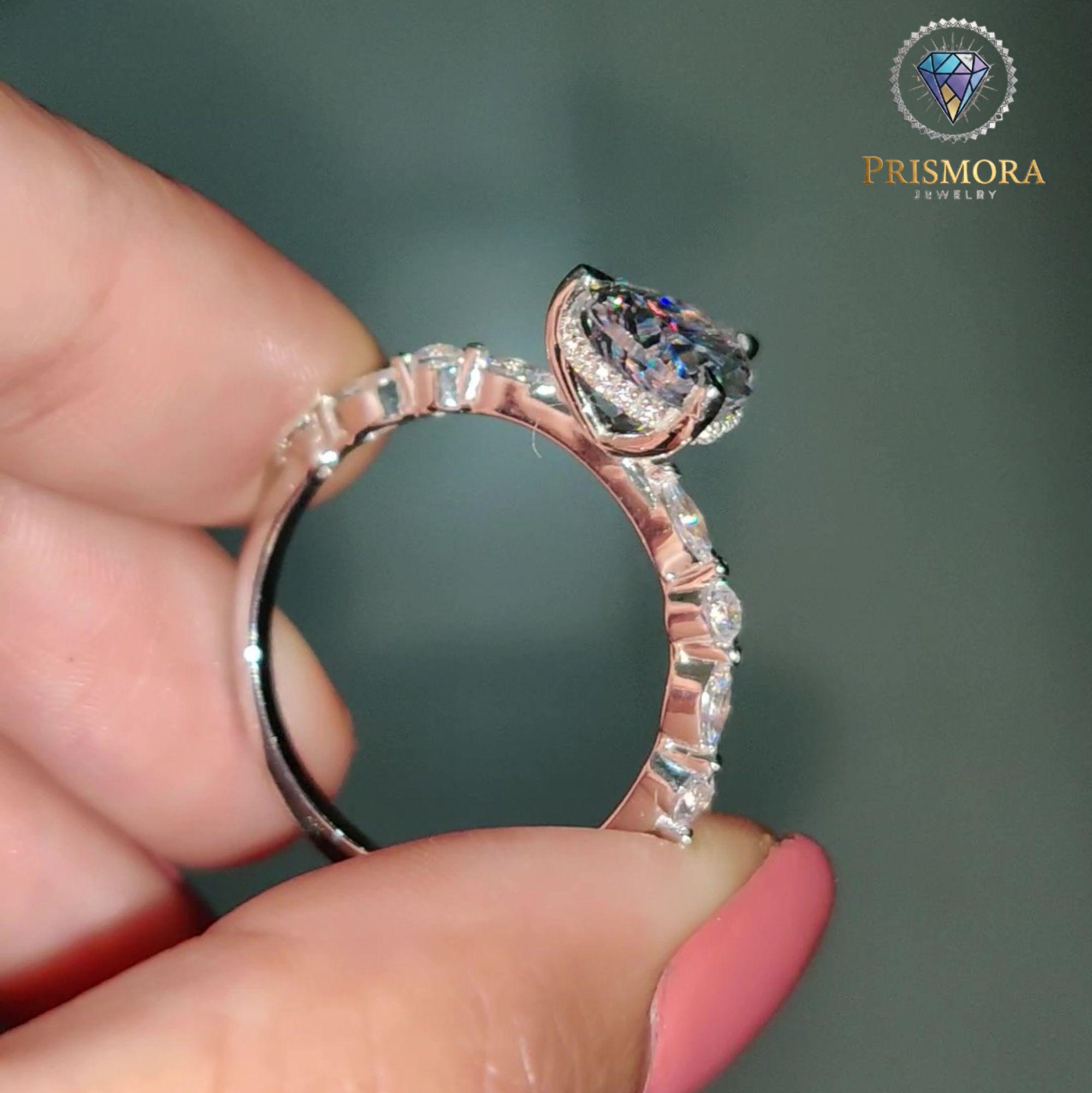 2 Carat Pear Cut Moissanite Engagement Ring for Women, 14K White Gold ...