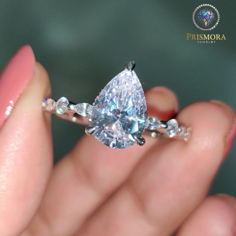 2 Carat Pear Cut Moissanite Engagement Ring for Women, 14K White Gold ...