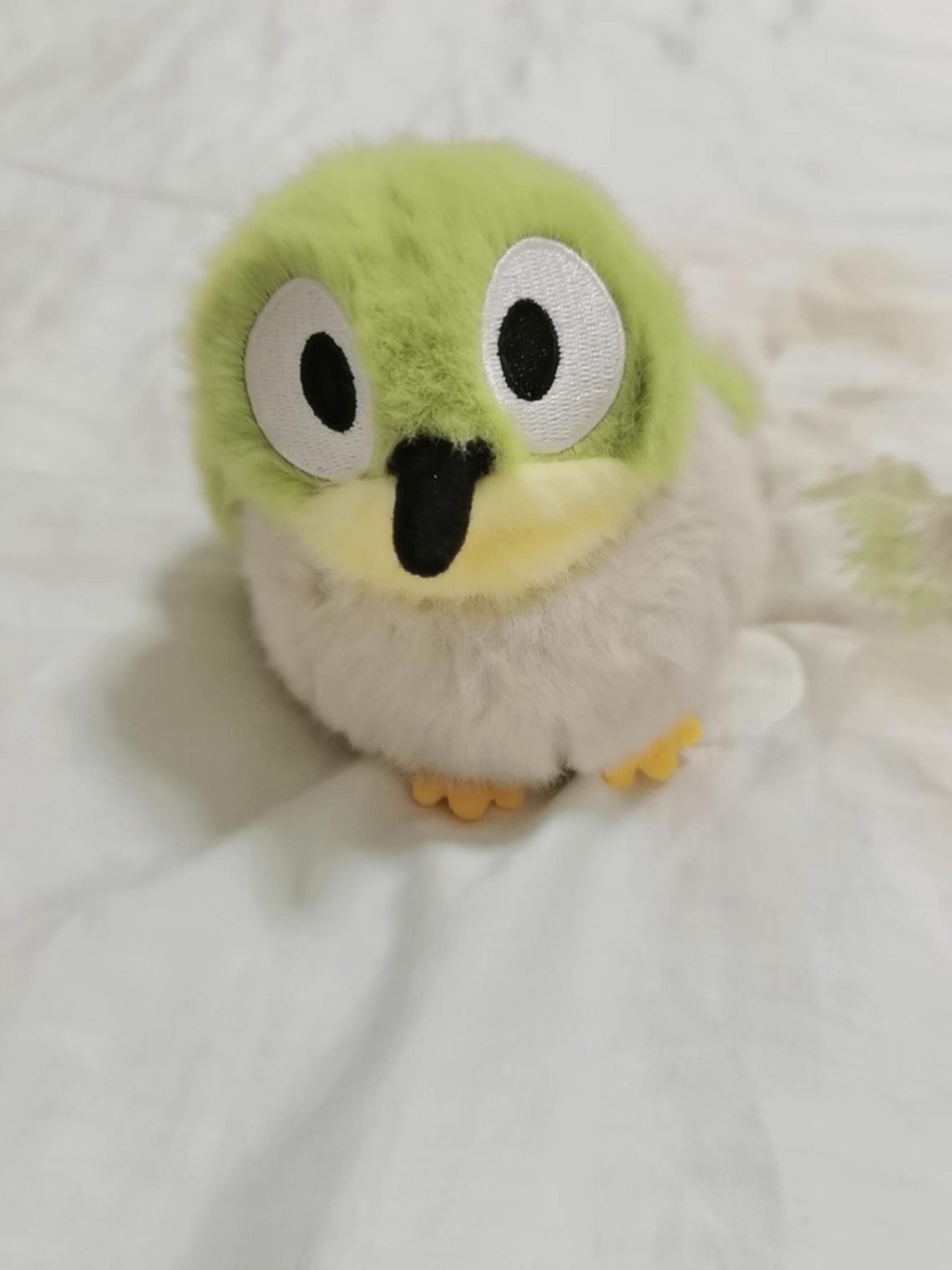 Cute Bird Plush Toy, Japanese White-eye Stuffed Animal, Kawaii Green ...