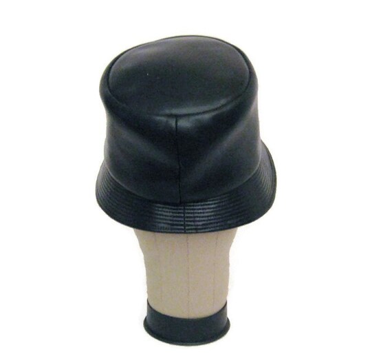 60s MOD Faux Leather Black Bucket Hat, 1960s Vinyl Ha… - Gem