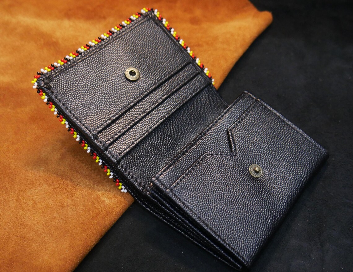 Handmade Beaded Bifold Wallet | Native American Style Bear Claw Design ...