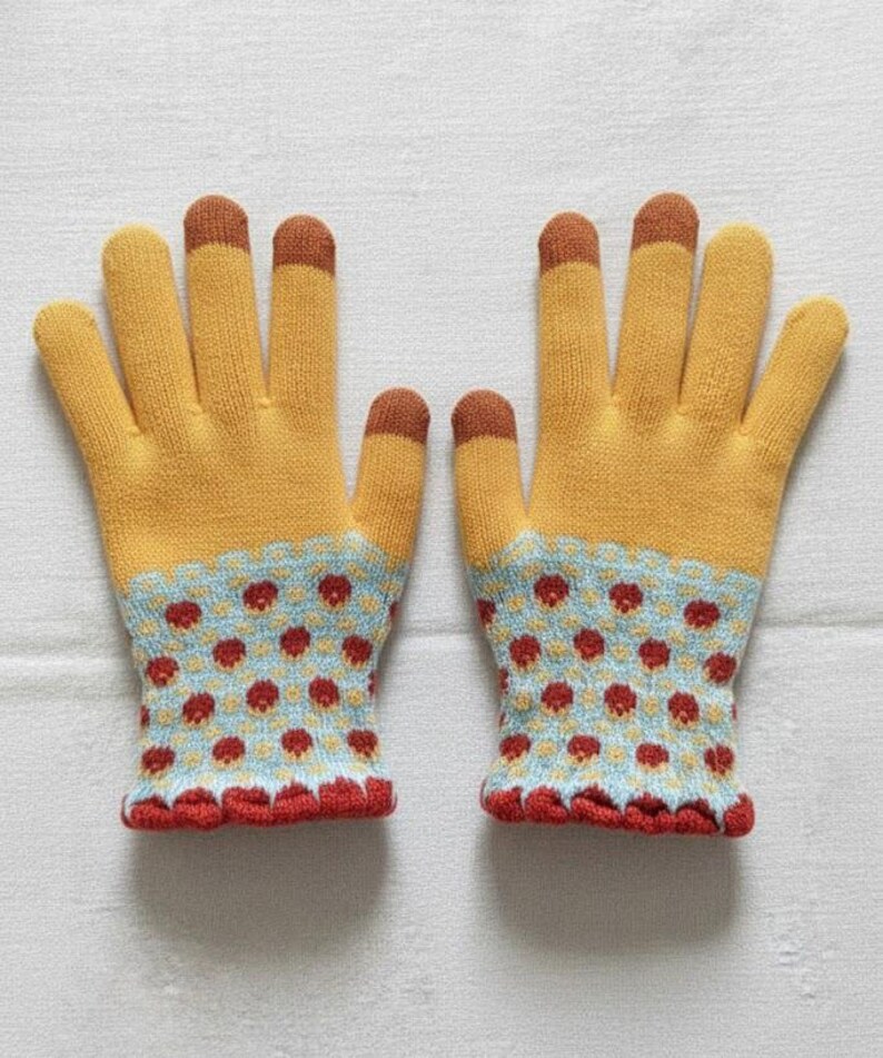 Mismatched Floral Knit Gloves, Cottagecore Vintage Style, Cute ...