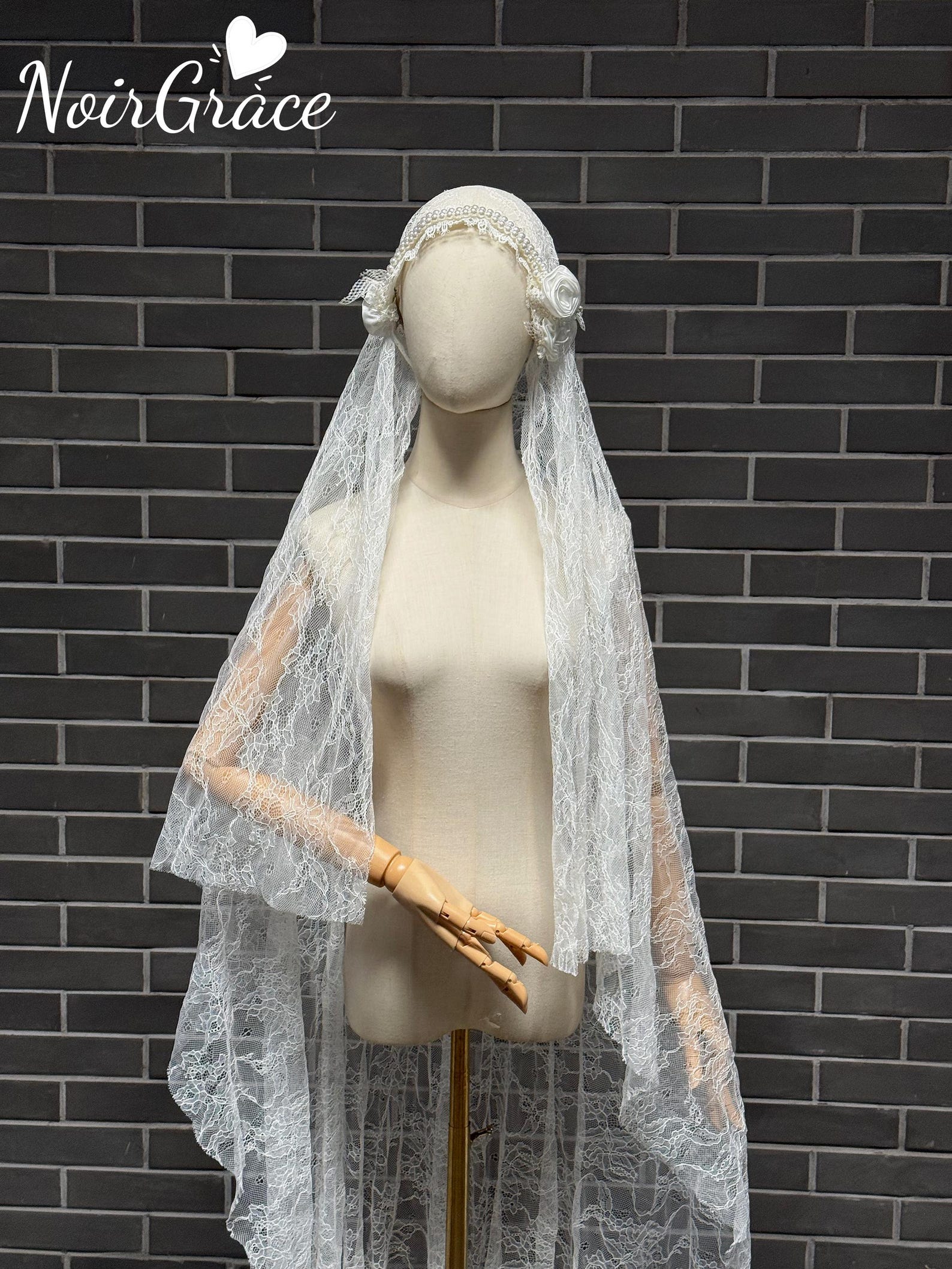 Rose Juliet Cap Veil, Full Lace Wedding Veil With Pearl Forehead Band ...