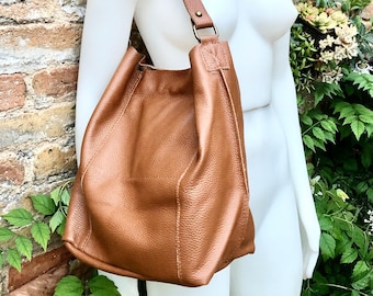 Slouch Leather Bag in SILVER Metallic Leather. SILVER Hobo Shoulder Bag ...