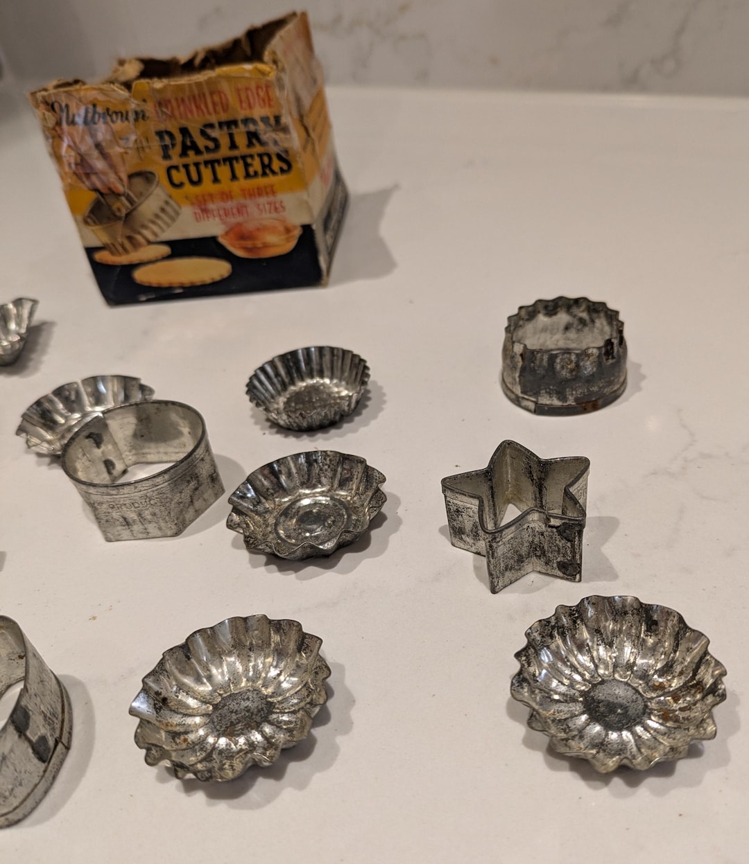 Vintage Pastry Cutters in Period Box. 1" to 1 3l4" - Etsy