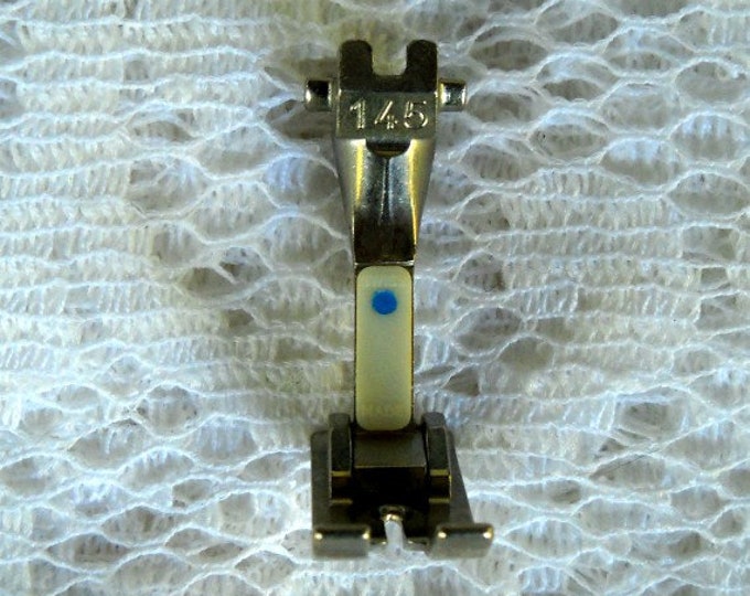 Bernina #145 Bulky Fabric Denim Foot Old Style Foot Blue Dot Vintage ...