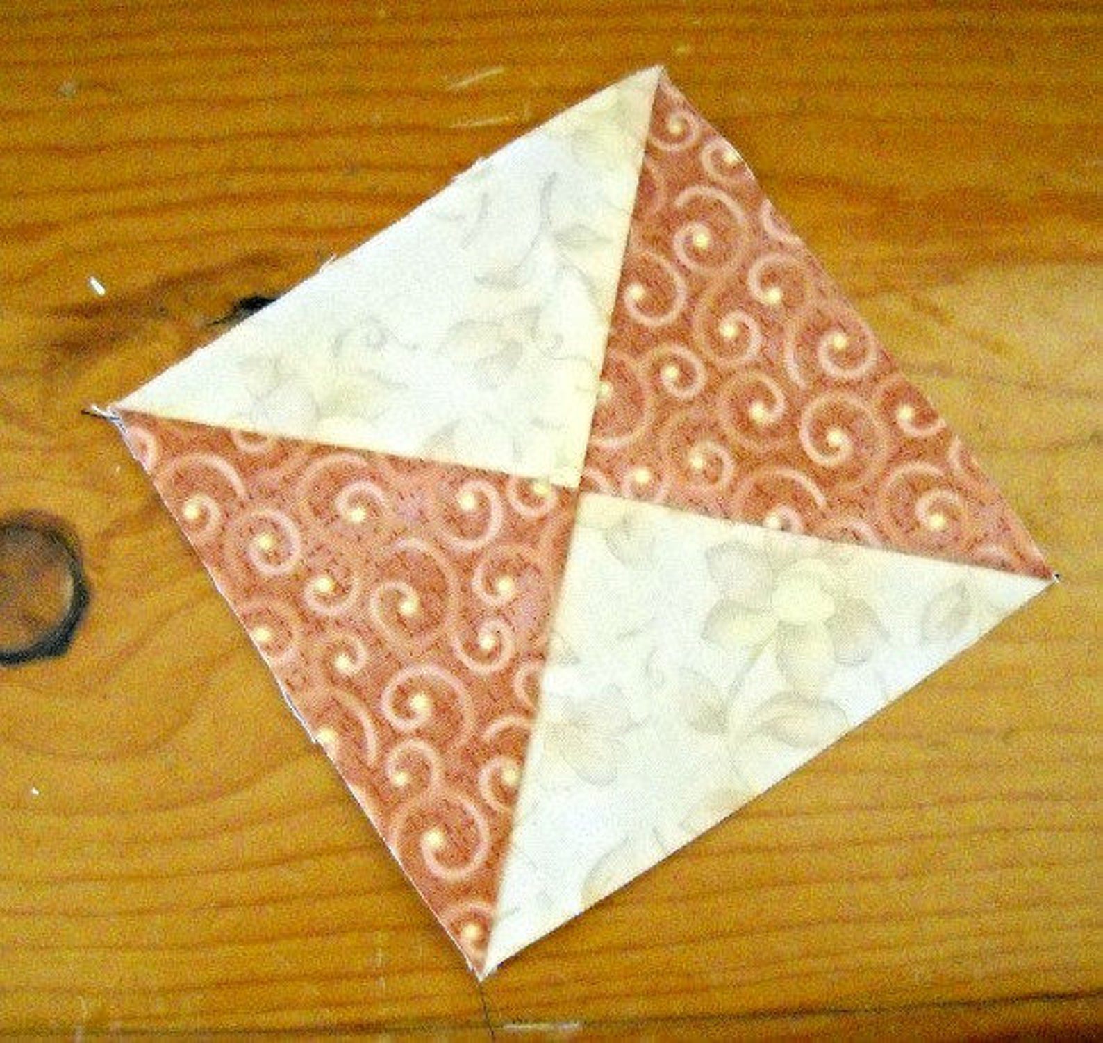 Easy Hourglass Quilt Block Pattern by Curlicue Creations, Patchwork ...