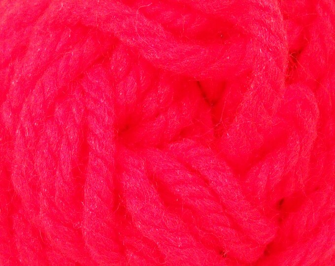 Natura Dupont Acrylic Yarn Scarlet Red 614 Acrylic Yarn 3 Oz 85 G ...
