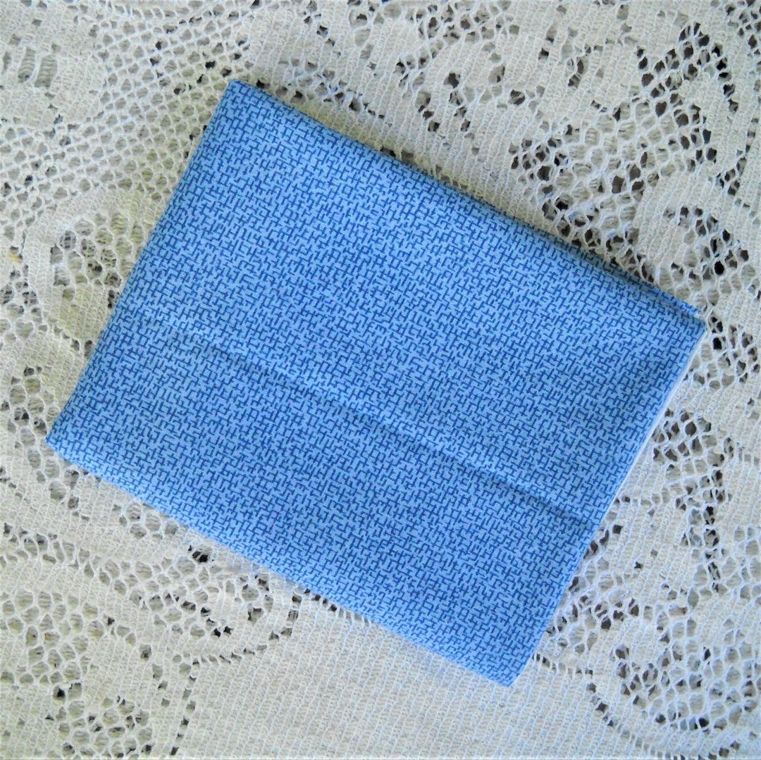 Blue Crosshatch Quilt Fabric, 100 Percent Cotton, Fat Quarter Cut ...