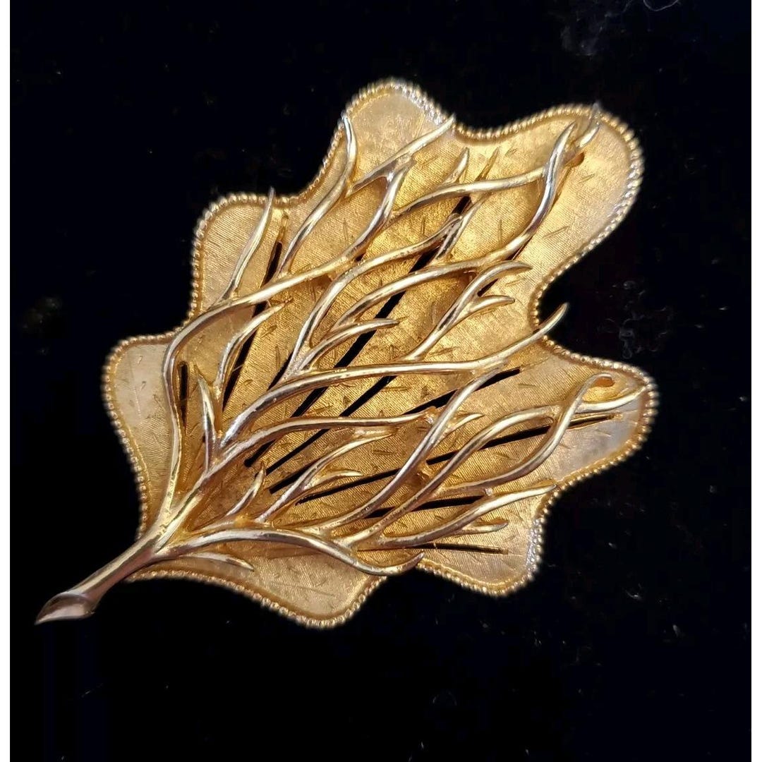 Vintage Signed CORO Brushed Goldtone LEAF BROOCH Sea Fan Excellent Free ...