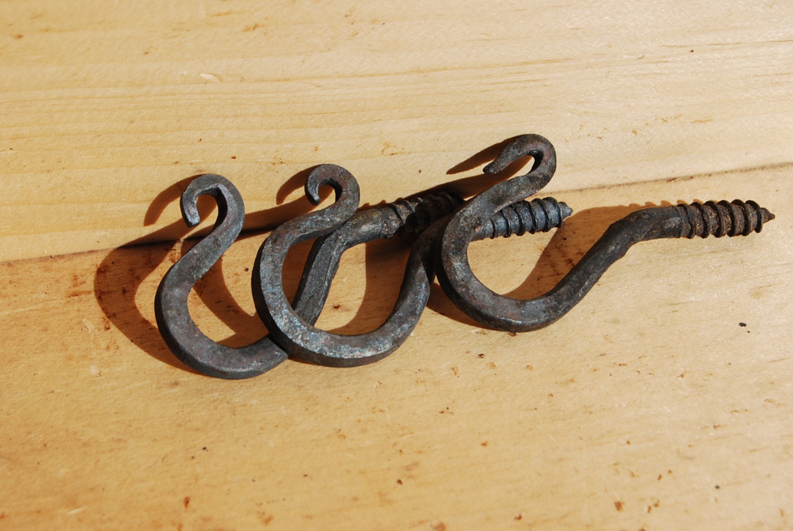 One Blacksmithed No. 4 Hook Hand Forged Hooks Primitive | Etsy