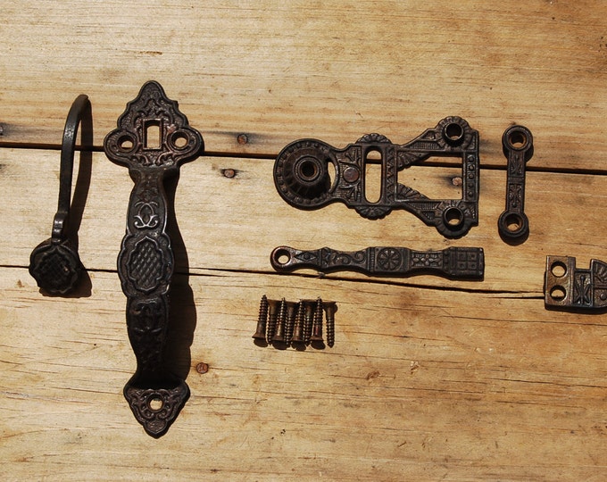Antique Victorinan Door Thumb Latch, Complete With Hardware - Etsy