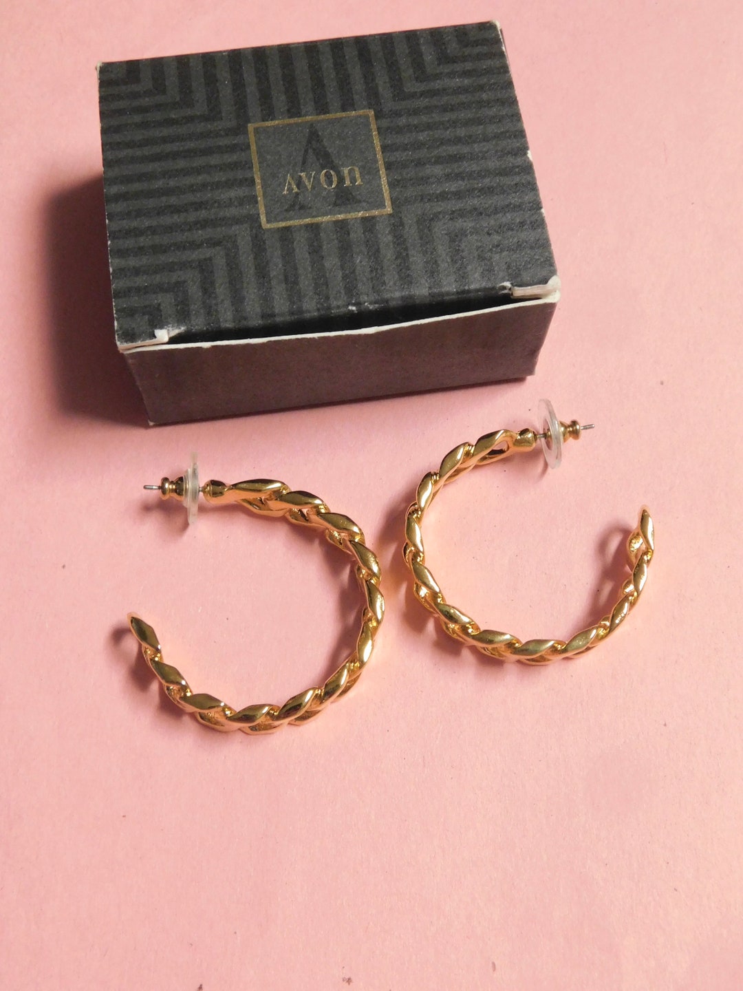 Vintage Avon FROZEN HOOP Pierced Earrings, 1992 Goldtone, New in Box - Etsy
