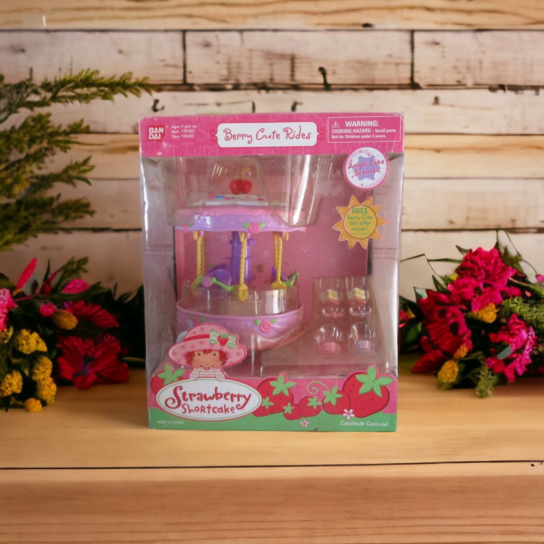 Vintage Bandai Strawberry Shortcake Berry Cute Rides Cakewalk Carousel ...