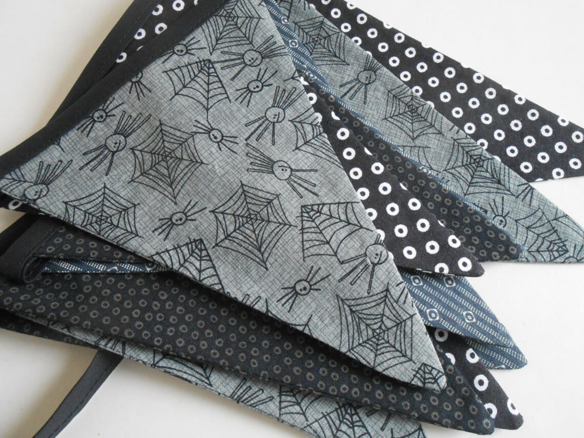 Black Spider Halloween Banner / 12 Flag Party Banner / - Etsy