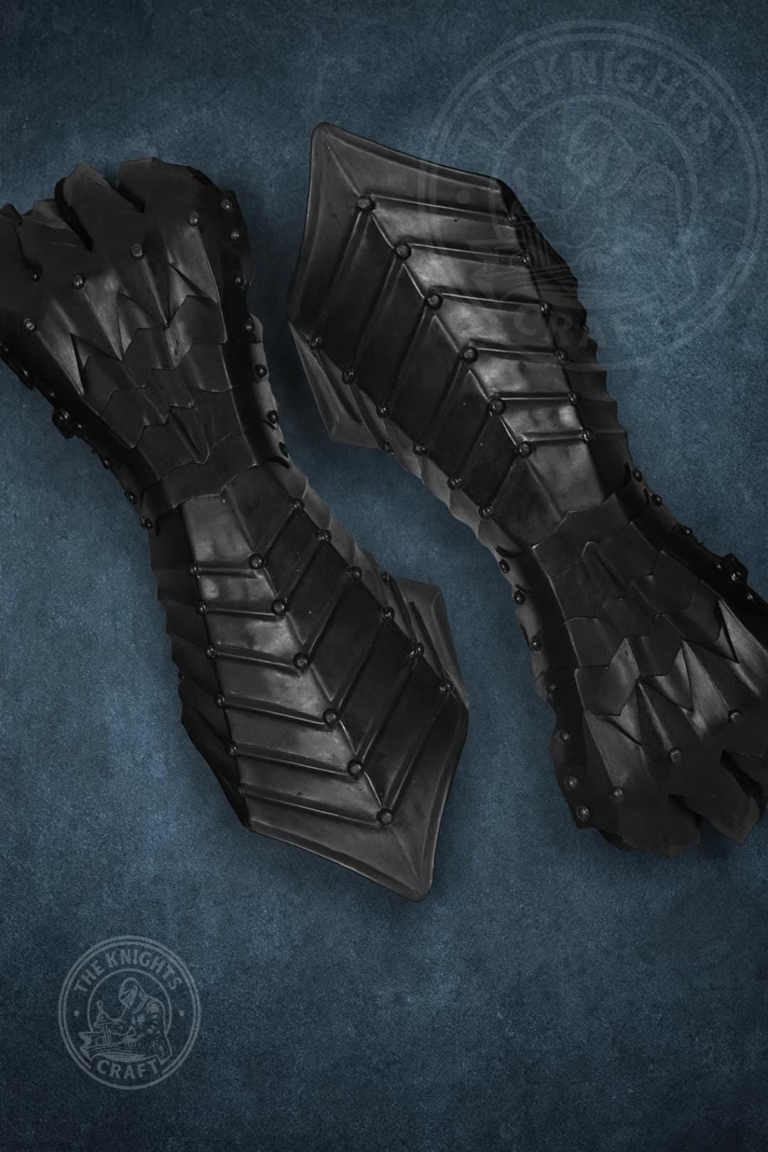 Black Dragon Scale Gauntlets: Medieval Cosplay Armor Bracers - Etsy
