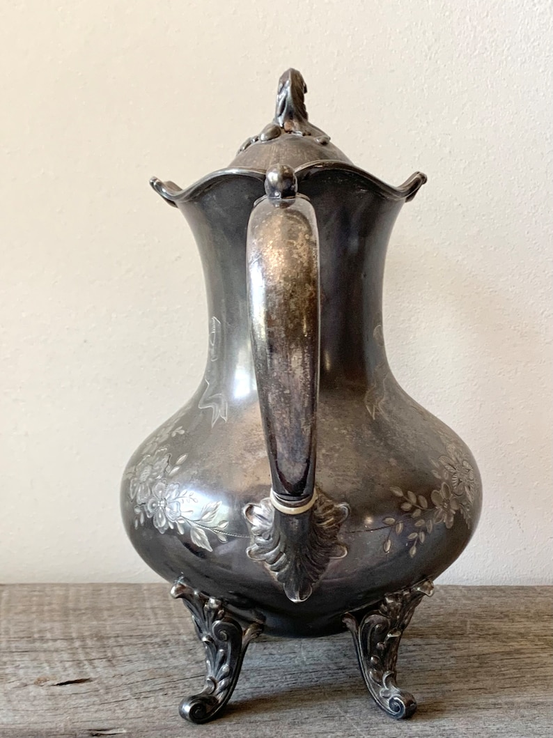 Meriden Silver Plate Co Quadruple Plate Coffee Pot - Etsy