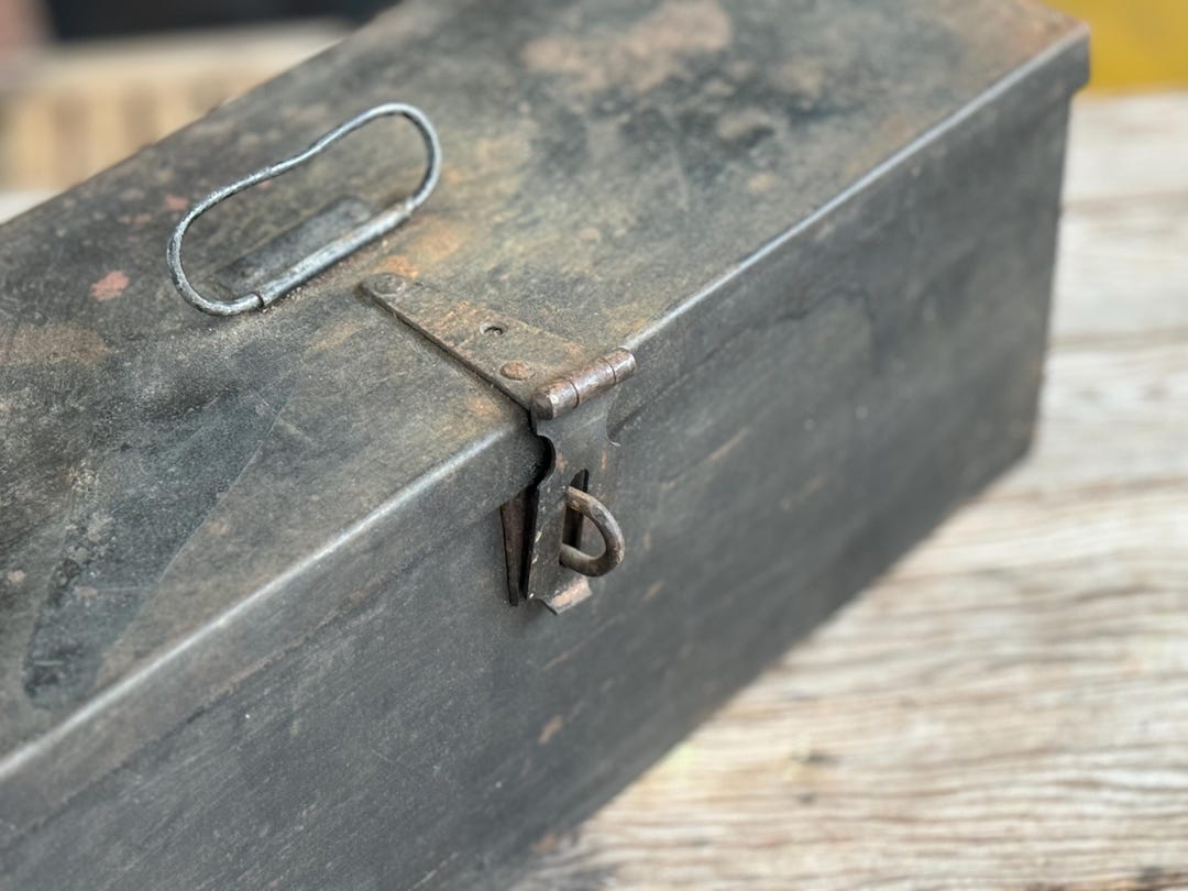 Vintage Metal Tool Box-industrial Decor - Etsy