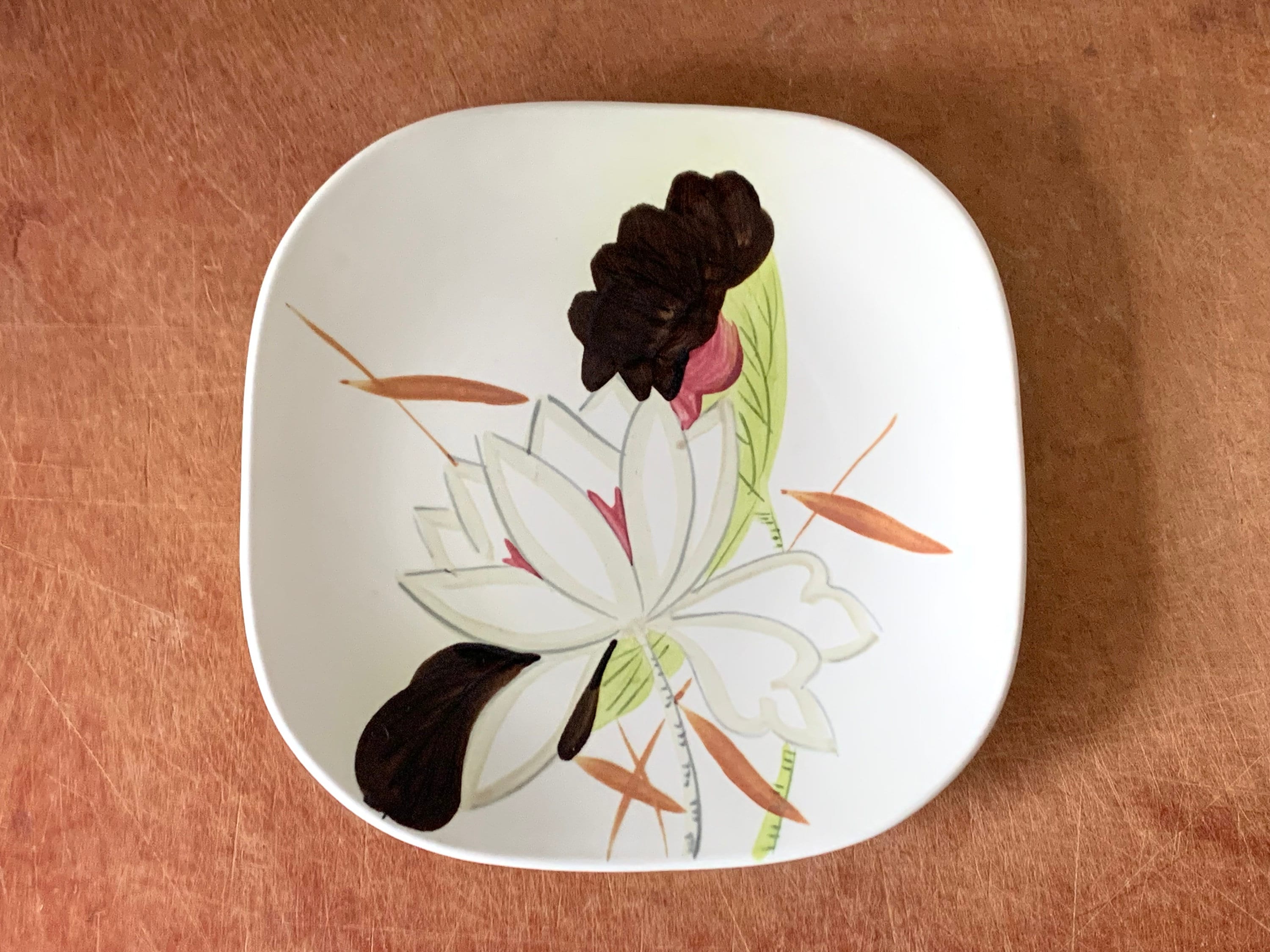 Vintage Red Wing Lotus Flower Plate - Etsy