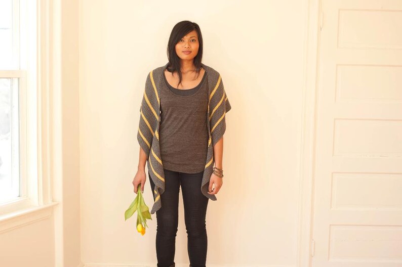 Iszara Shawl Knitting Pattern PDF – Bold Half Circle Shawl With ...