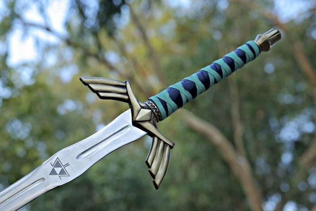 Custom Link's Master Sword Replica, Legend of Zelda Skyward Blue Zelda ...