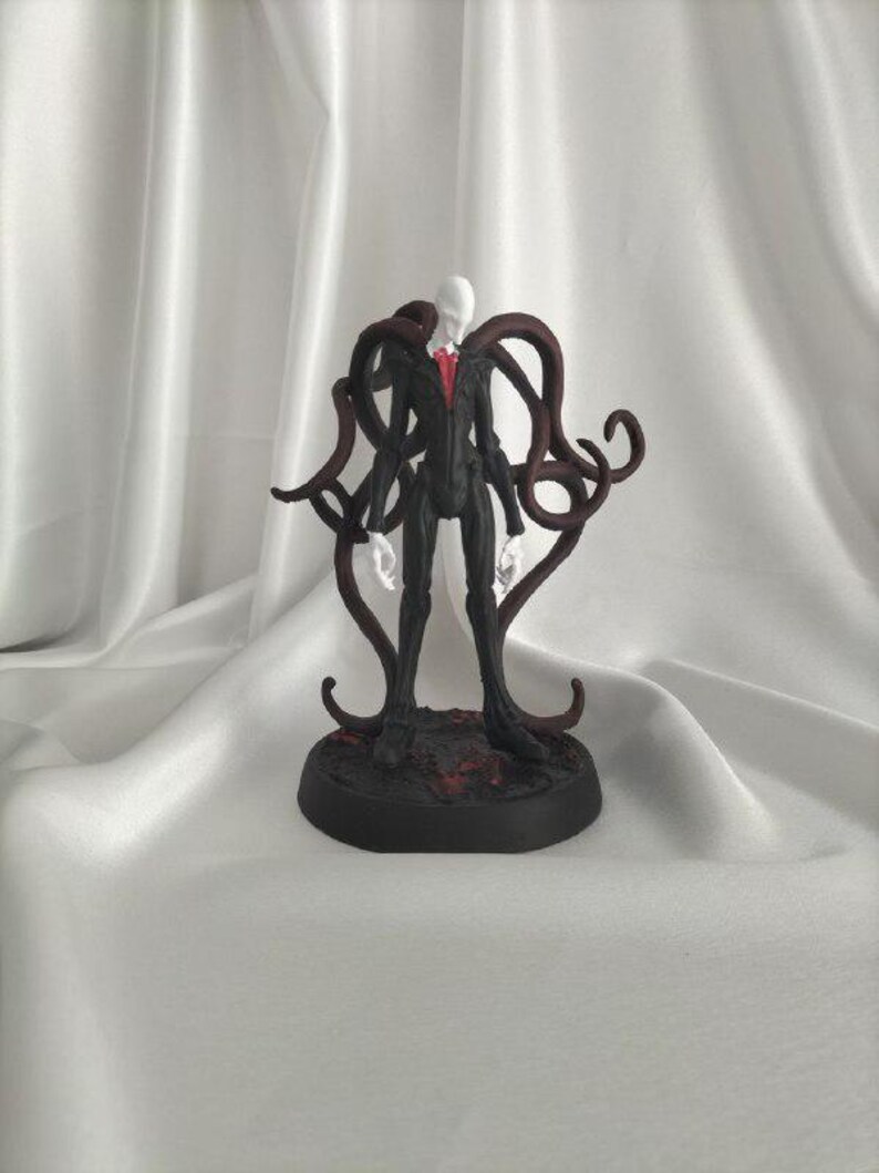 Slenderman Figure: Handmade Gothic Horror Decor, 3D Printed - Etsy