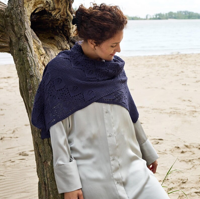 Pattern | Wrap DANZA - Decade | Rosy Green Wool | Cheeky Merino Joy ...