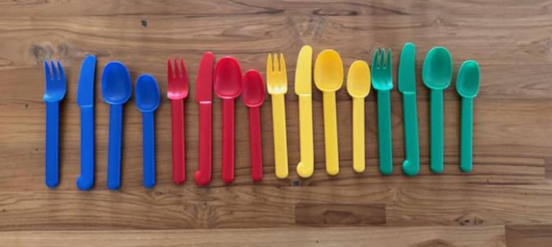 Vintage 1980's Mod Colorful LAUFFER USA Rainbow Plasticware Picnic Ware ...
