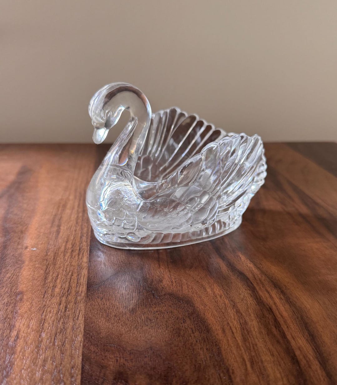 Vintage REGALINE USA Clear Acrylic SWAN Dish - Etsy