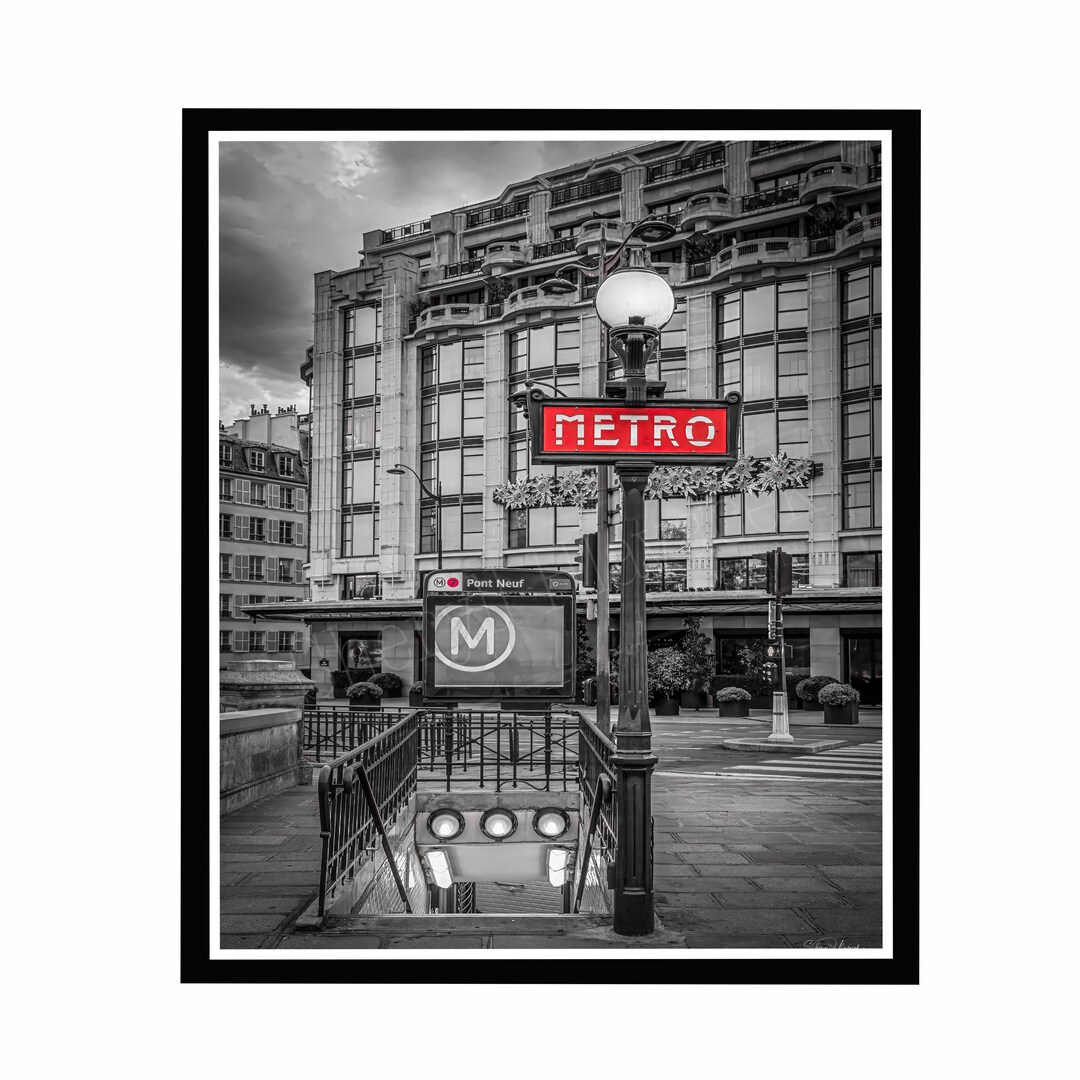 Pont Neuf Paris Metro Photo: Black and White Dawn Cityscape - Etsy