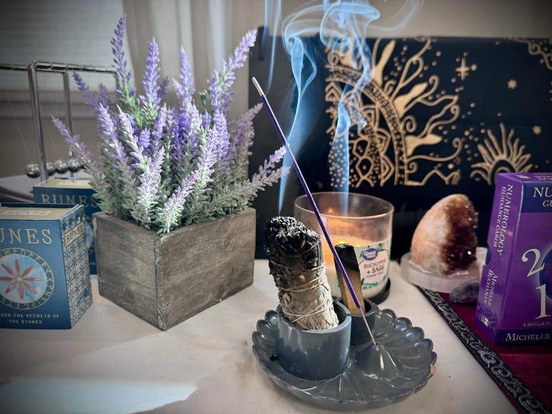 Personalized Intuitive Tarot Reading: Step Into the Guidance Waiting ...