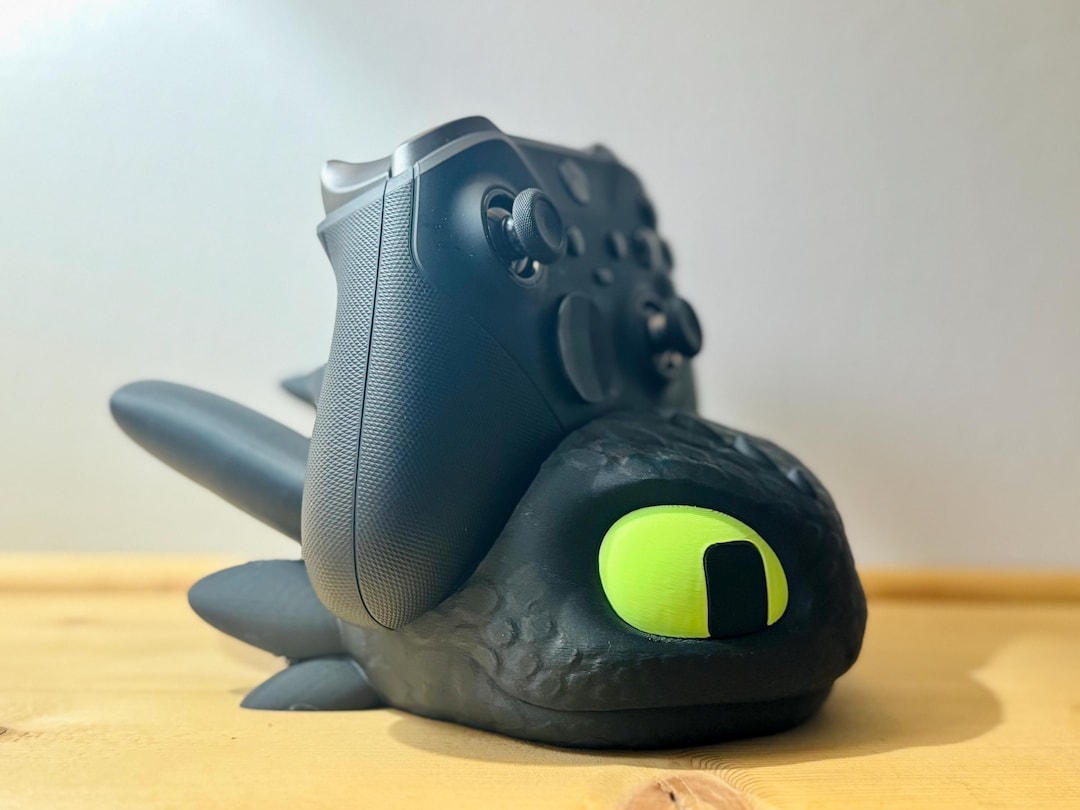 Toothless Controller Holder | 3D Printed HTTYD Inspired Desk Decor ...