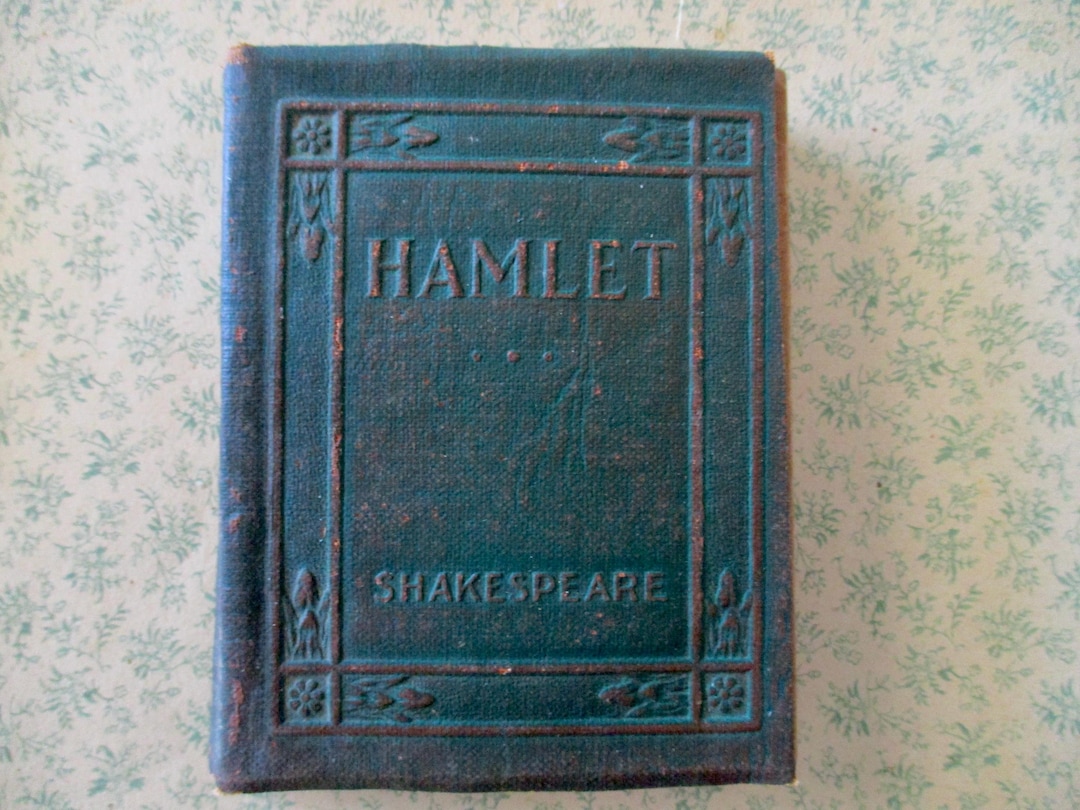 1920s Tiny Book - Hamlet, Shakespeare, Green Bound, Little Leather ...