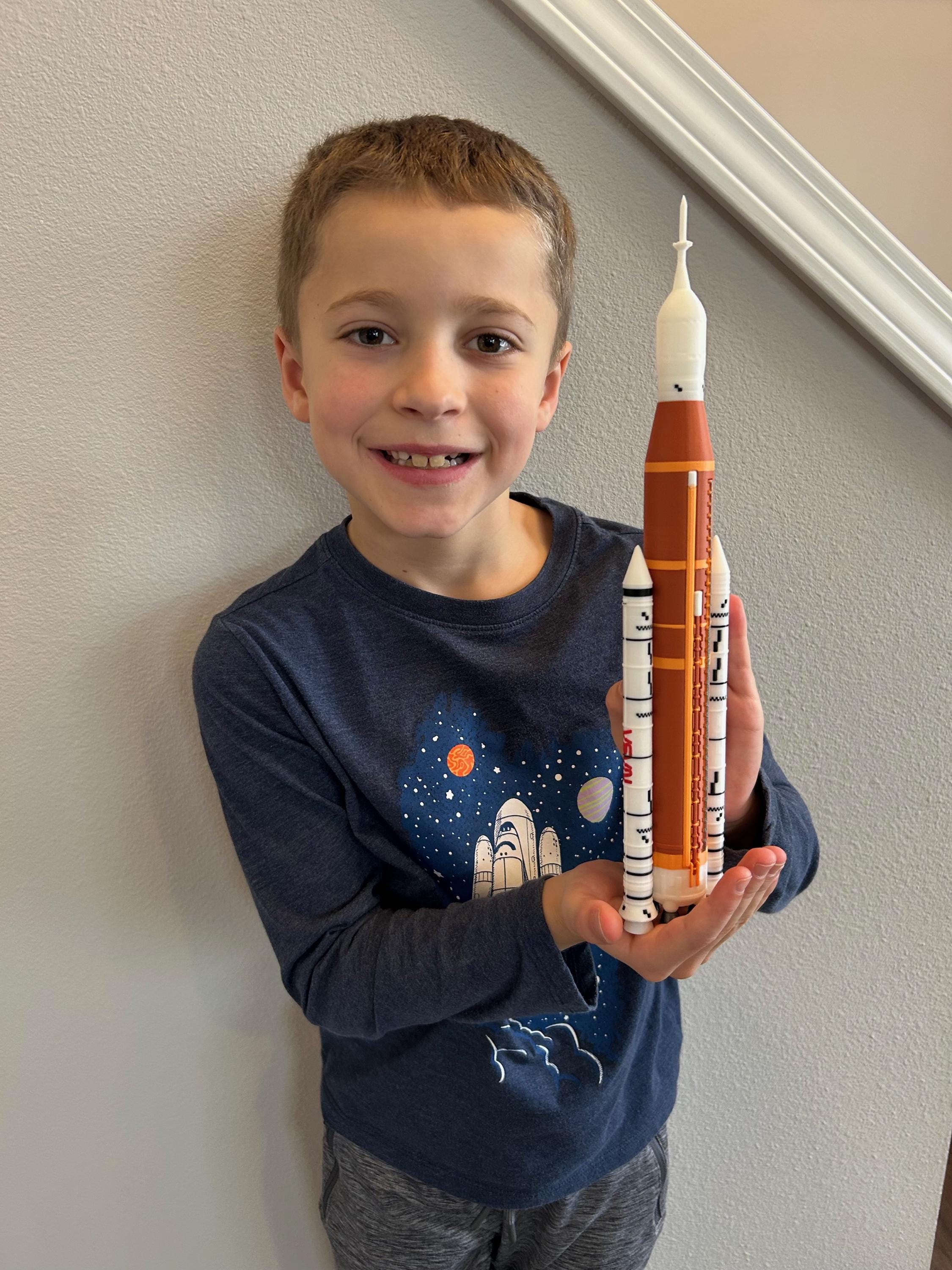 Artemis Space Launch System (SLS) Rocket Model With Magnetic Detachable ...