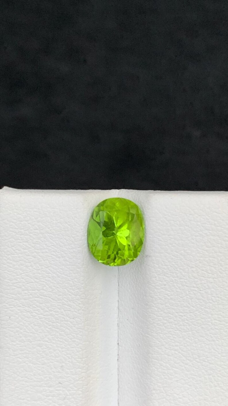 Beautiful Natural Apple Green Peridot 2.95 Cts Untreated Loose Gem ...