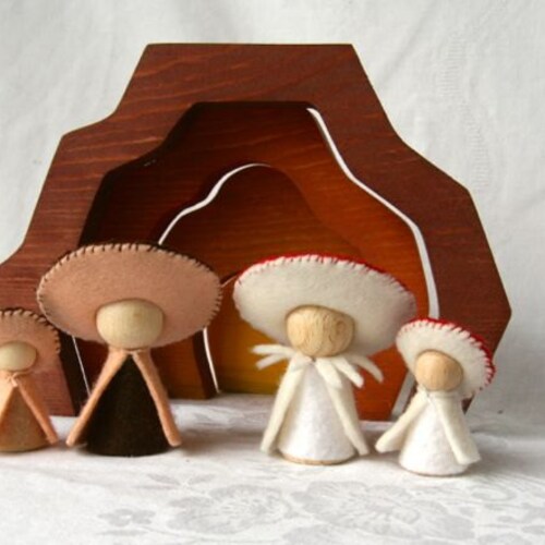 Root Children Waldorf Inspired Natural Table Peg Doll - Etsy