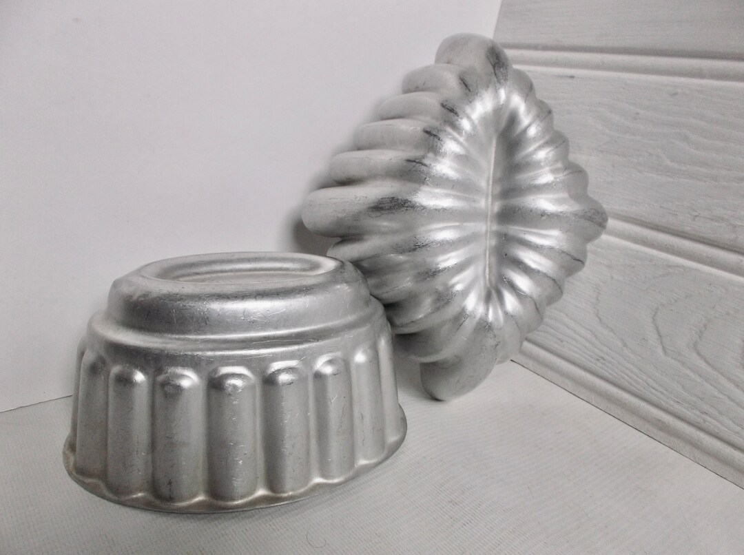 Vintage Mid Century Modern Metal Cooking Moulds Circa 1940s 1950s - Etsy