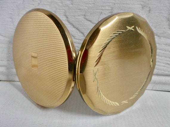 Vintage MCM Round Gold Metal Powder Compact with Mirr… - Gem