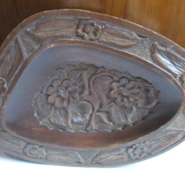 Carved Wood Trays - Etsy