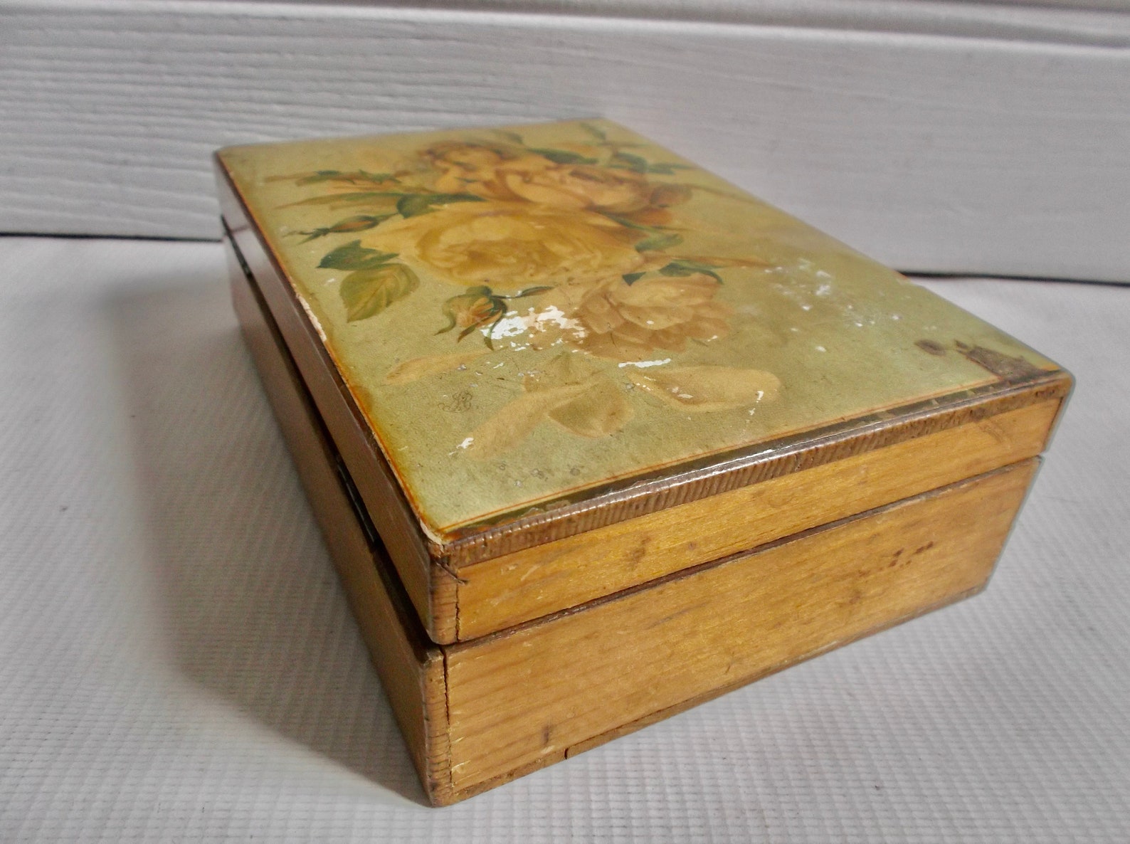 Antique Angel and Roses Wood Box - Etsy UK