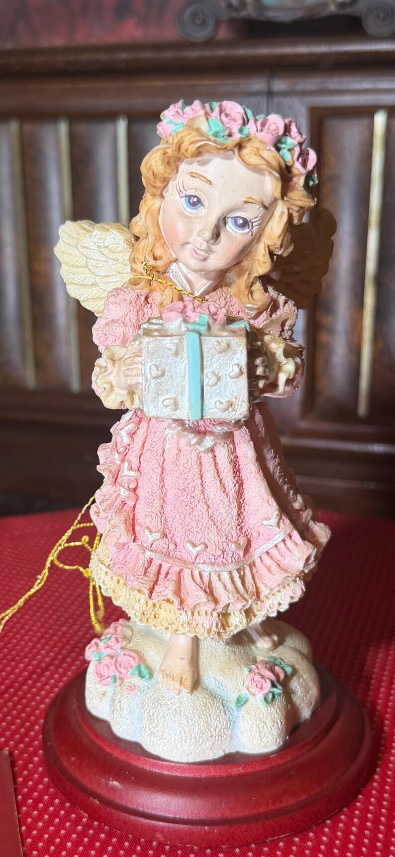 House of Lloyd “the Giving Angel” Christmas Figurine 1996 Holiday Decor ...