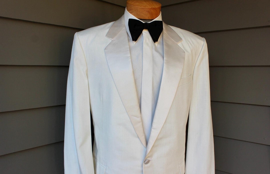 Vintage 1960's Men's Dinner Jacket. Custom Tailored - Hong Kong. White ...