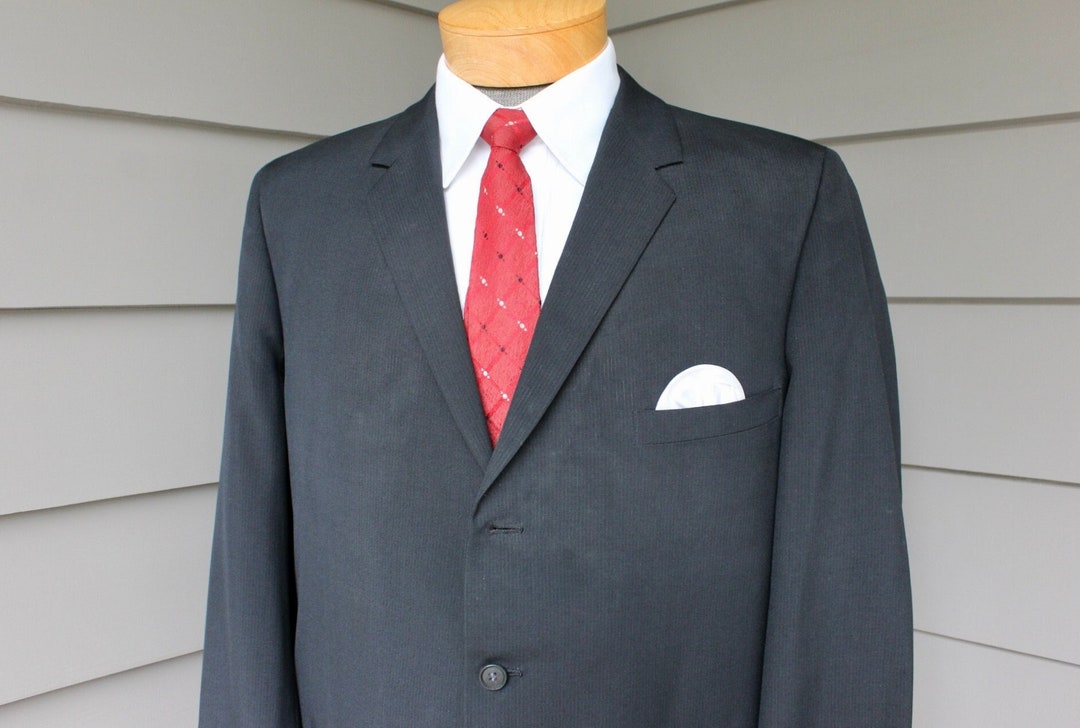 Vintage C. 1967 -raliegh Haberdasher- Men's Suit Coat. Black W/ Blue ...