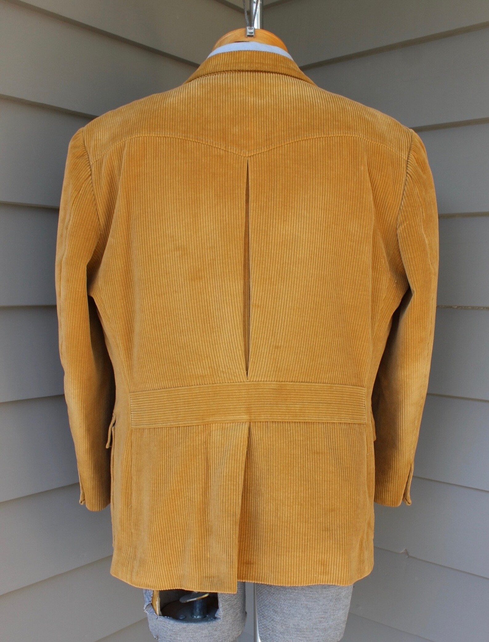 Vintage C.1993 -grand Custom Tailors- Men's Corduroy Belt Back ...