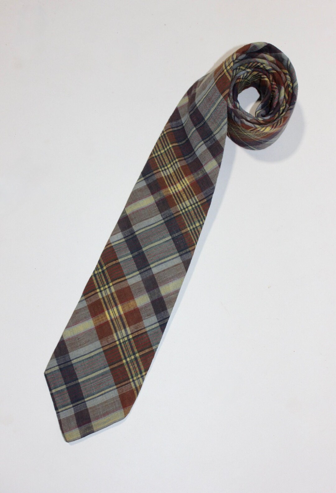 Vintage 1980's ferrell Reed Ltd Men's Modern Narrow Neck Tie. Genuine ...