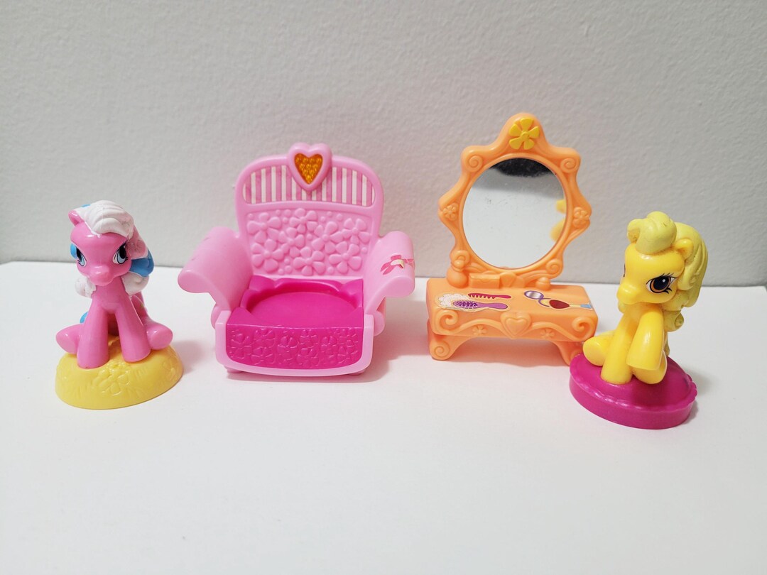 G3 My Little Pony, MLP, 2 Ponyville Toy Figures, 1 Chair, 1 Vanity ...