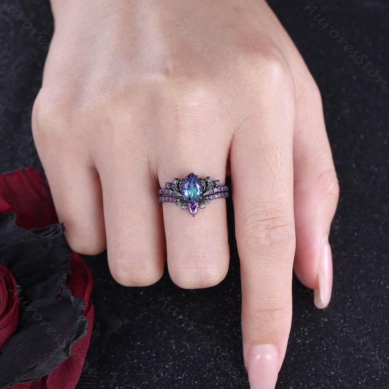 Firework-cut Alexandrite & Amethyst Engagement Ring Set Black Gold ...