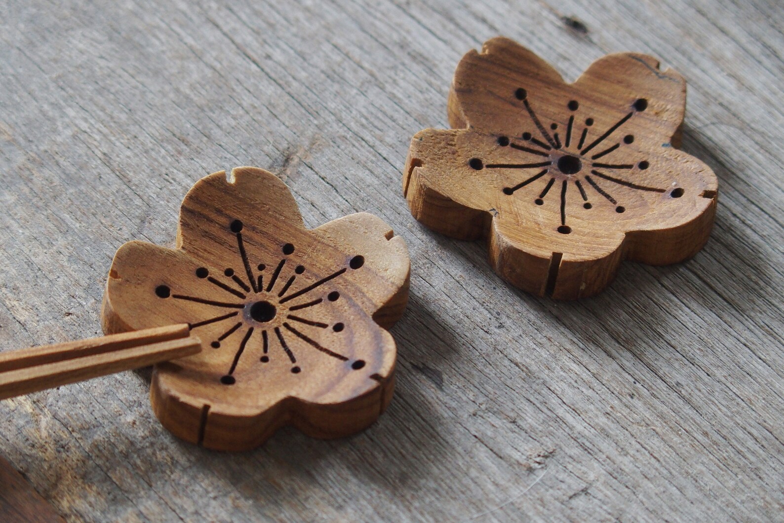 Wooden Chopstick Rest, Wooden Chopstick Holder, Wooden Flower Piece ...